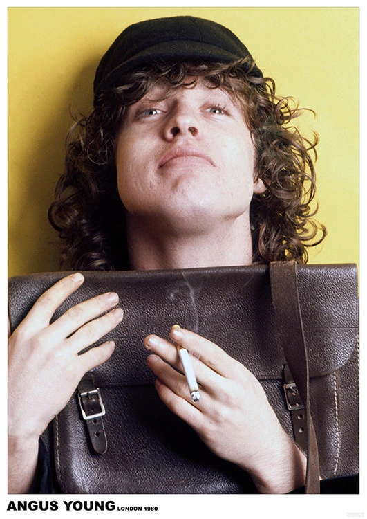 Poster AC/DC - Angus Very Young, Plakat (59,4 x 84,1 cm) | wall-art.de