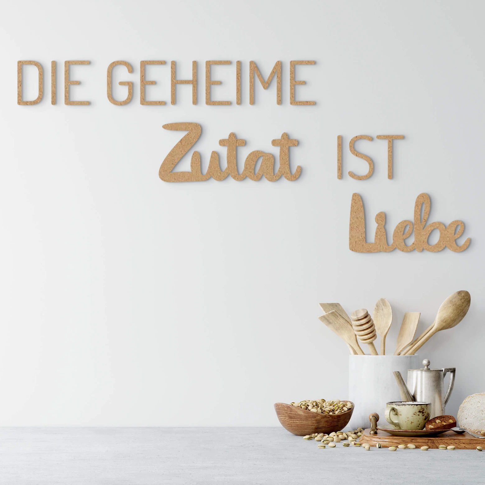 Spruch Deko - Die geheime Zutat ist Liebe - MDF Natur | wall-art.de