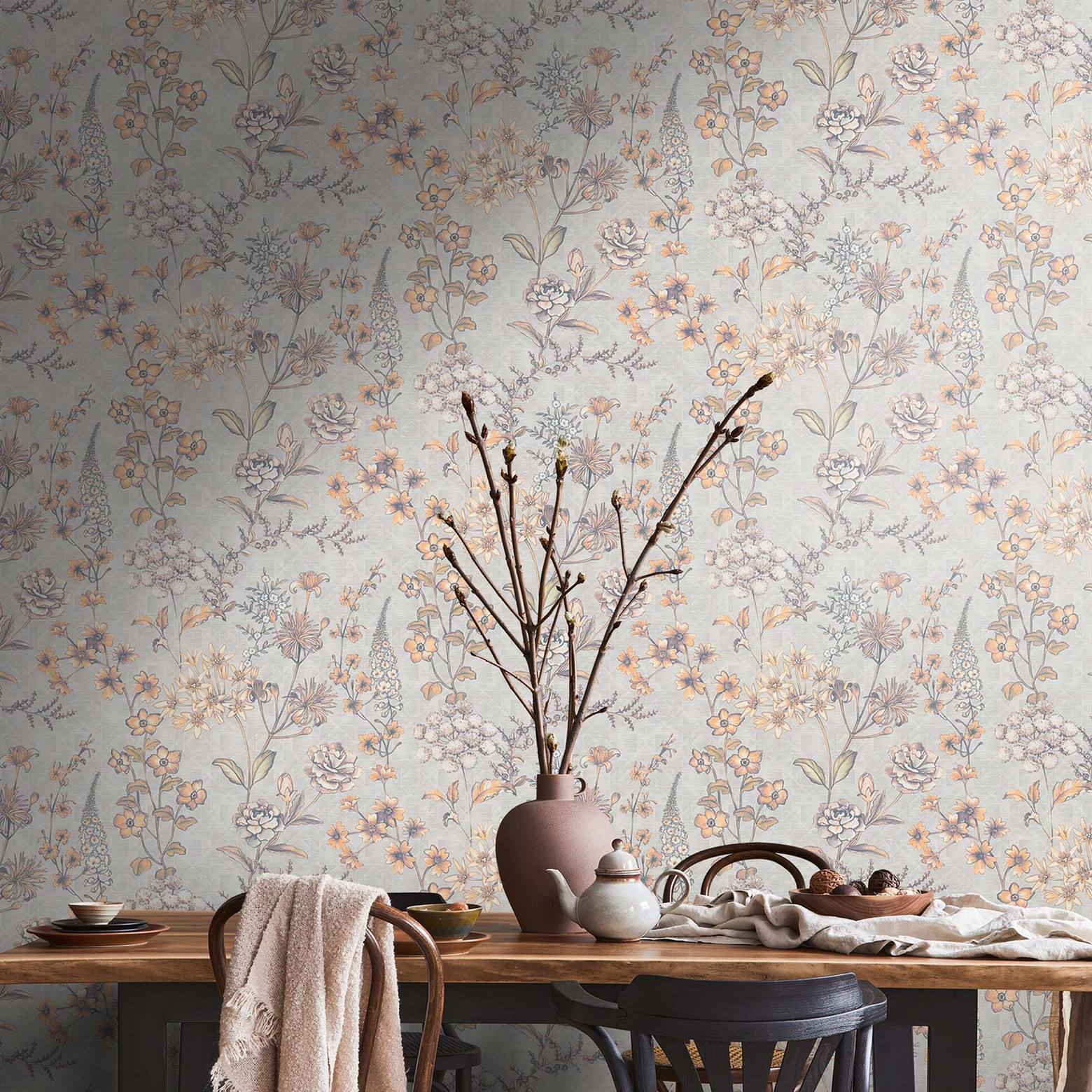 Plattelandshuis behang bladeren, planten, bloemen - vliesbehang grijs ...