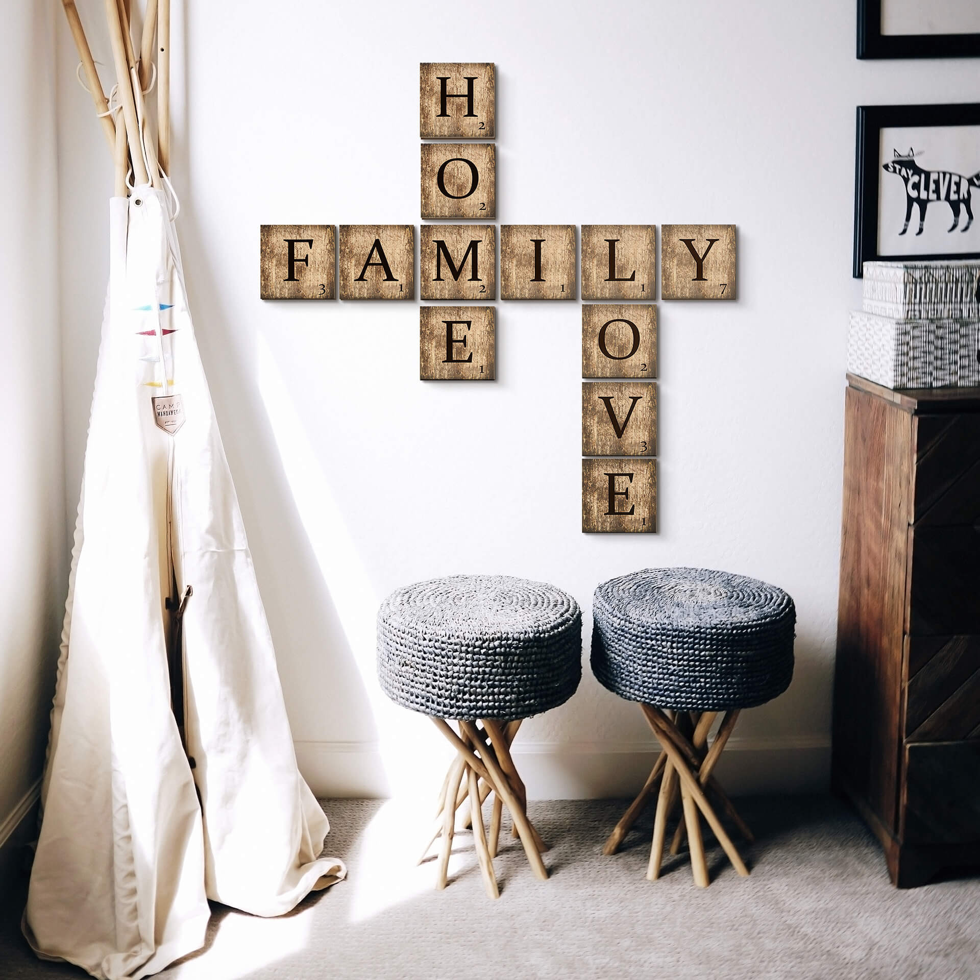 Scrabble Letters - Vintage Look - Family, Love, Home | wall-art.nl